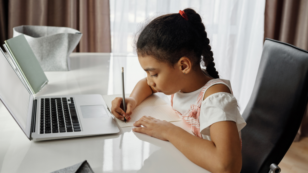 10 Online Schooling at Home Tips for Your Child’s Setup