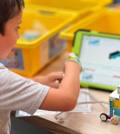 Robotics Classes for Kids | Programs for Coding Robots